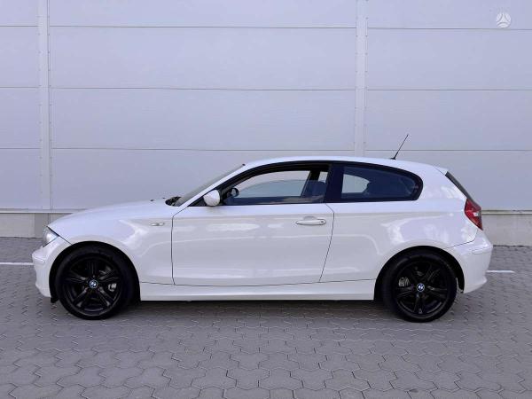 BMW 120 2007 Viļņa vietnē Balts BMW 120 2007 Viļņa, ar dzinēja tilpumu 2.00 L un nobraukumu 313 tūkst. km par 3150 €, foto 4 vietnē AUTOMOTO.COM.LV