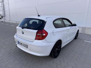 White BMW 120 2007 in Vilnius, with an engine capacity of 2.00 L and mileage of 313 thousand km for 3150 €, photo 7 on AUTOMOTO.COM.LV