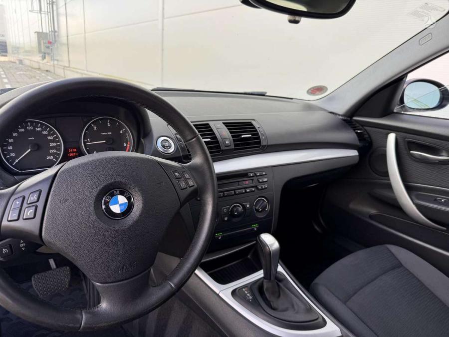 White BMW 120 2007 in Vilnius, with an engine capacity of 2.00 L and mileage of 313 thousand km for 3150 €, photo 10 on AUTOMOTO.COM.LV