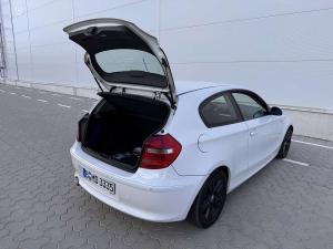 White BMW 120 2007 in Vilnius, with an engine capacity of 2.00 L and mileage of 313 thousand km for 3150 €, photo 18 on AUTOMOTO.COM.LV