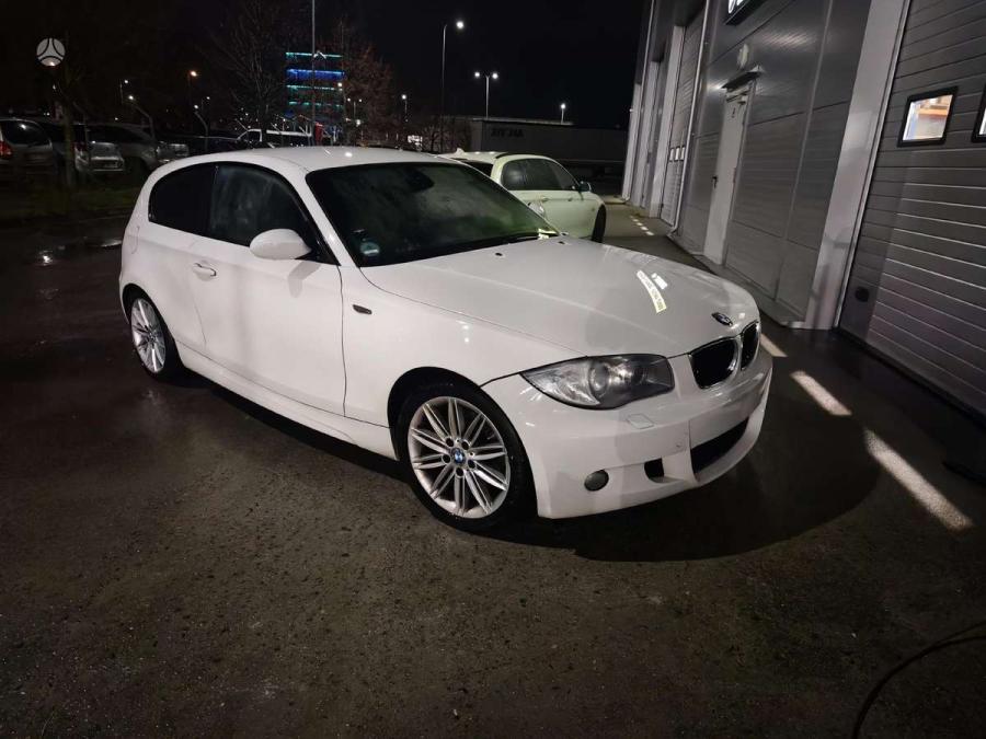 Balts BMW 120 2008 Klaipėda, ar dzinēja tilpumu 2.00 L un nobraukumu 304 tūkst. km par 2990 €, foto 1 vietnē AUTOMOTO.COM.LV