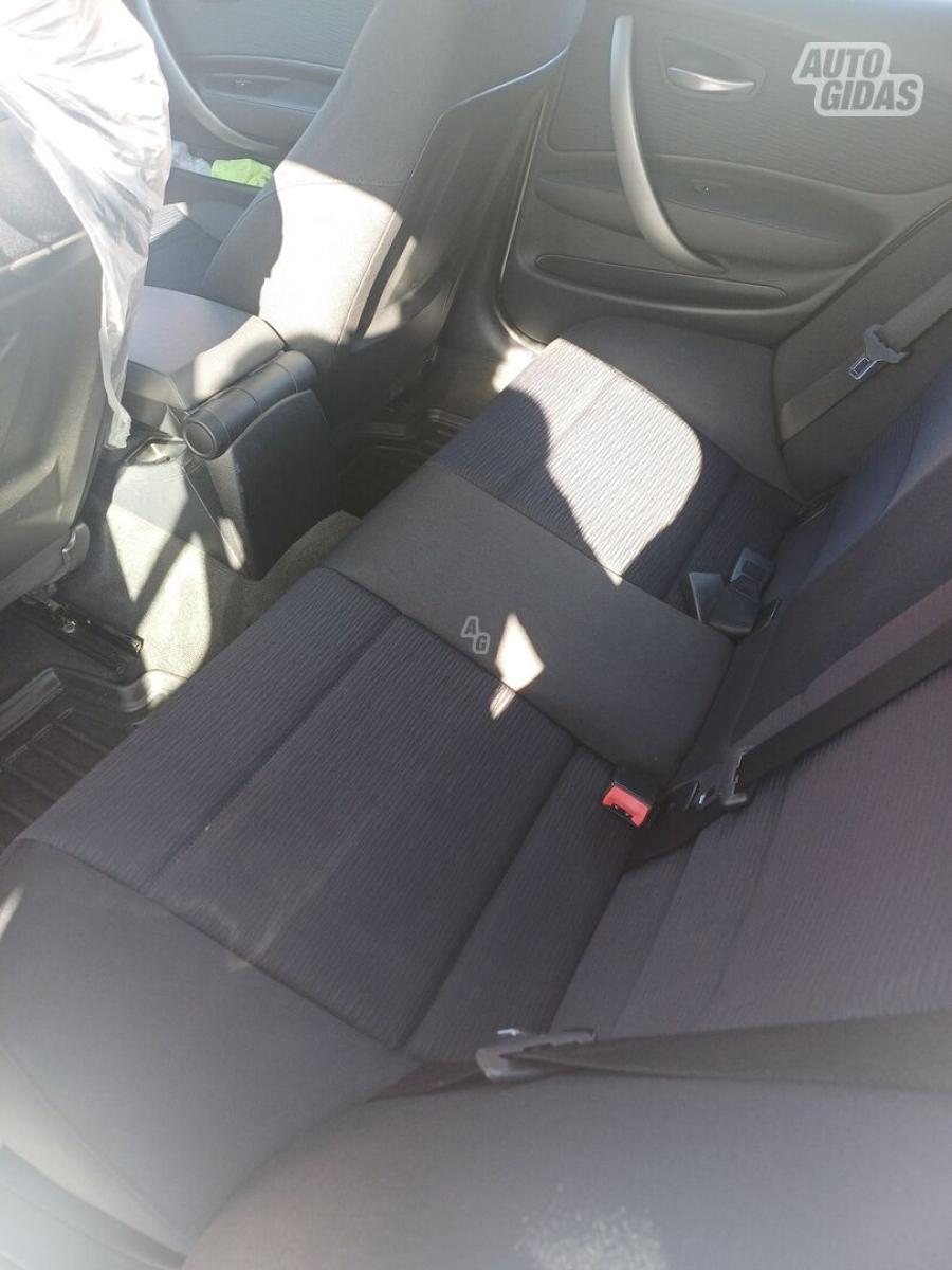 Белый БМВ 120 2008 в Пренай, объемом двигателя 2.00 л и пробегом 271 тыс. км за 3700 €, фото 10 на AUTOMOTO.COM.LV