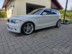 Balts BMW 120 2008 Tukums, ar dzinēja tilpumu 2.00 L un nobraukumu 229 tūkst. km par 3900 €, foto 11 vietnē AUTOMOTO.COM.LV