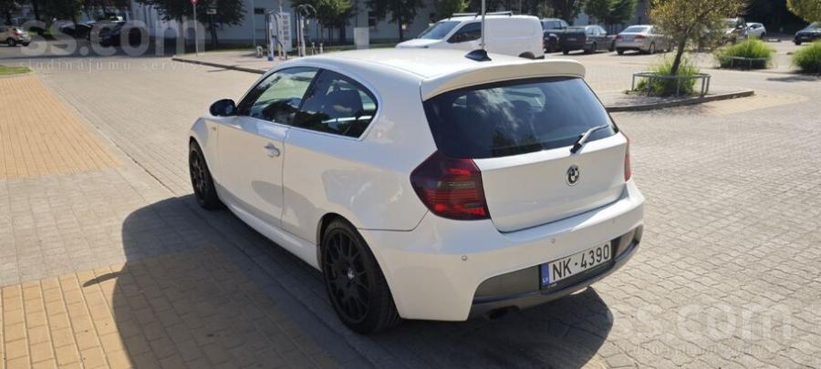 Balts BMW 120 2008 Rīga, ar dzinēja tilpumu 2.00 L un nobraukumu 304 tūkst. km par 5699 €, foto 5 vietnē AUTOMOTO.COM.LV