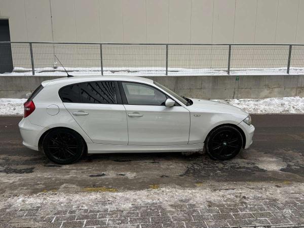 Balts BMW 120 2009 Viļņa, ar dzinēja tilpumu 2.00 L un nobraukumu 277 tūkst. km par 3250 €, foto 6 vietnē AUTOMOTO.COM.LV