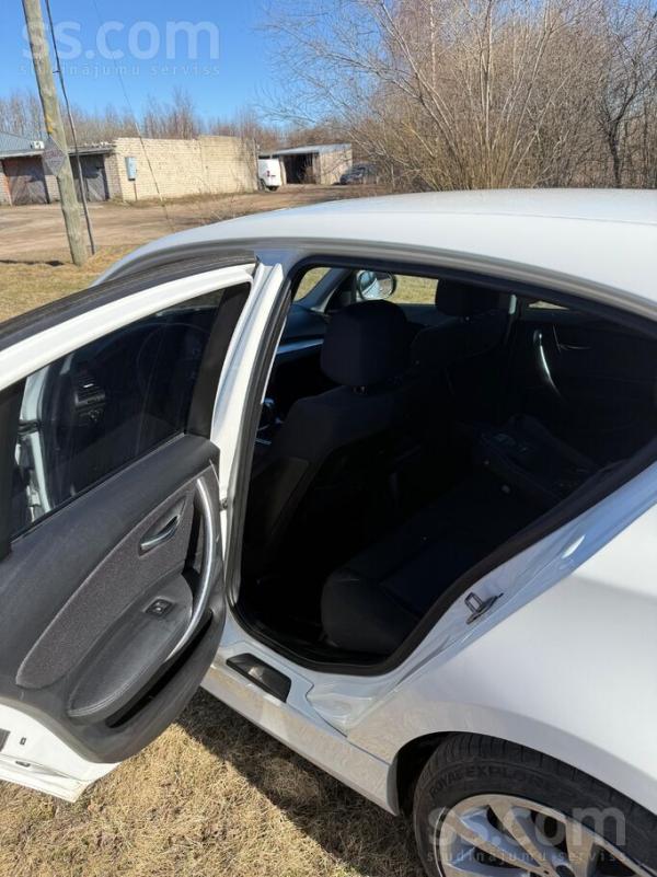 Balts BMW 120 2009 Liepāja, ar dzinēja tilpumu 2.00 L un nobraukumu 240 tūkst. km par 4950 €, foto 4 vietnē AUTOMOTO.COM.LV