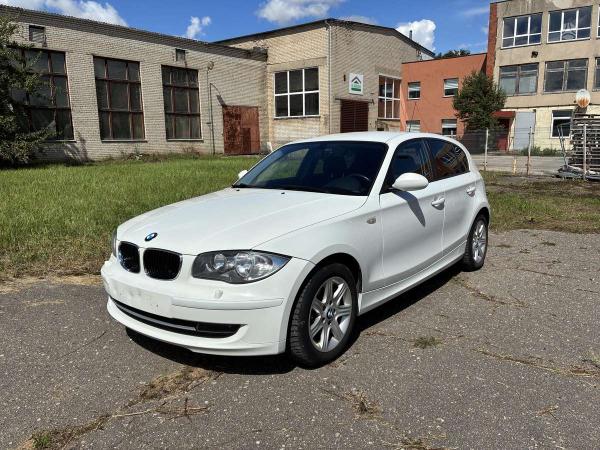 Balts BMW 120 2009 Radviliškis, ar dzinēja tilpumu 2.00 L un nobraukumu 339 tūkst. km par 3350 €, foto 3 vietnē AUTOMOTO.COM.LV