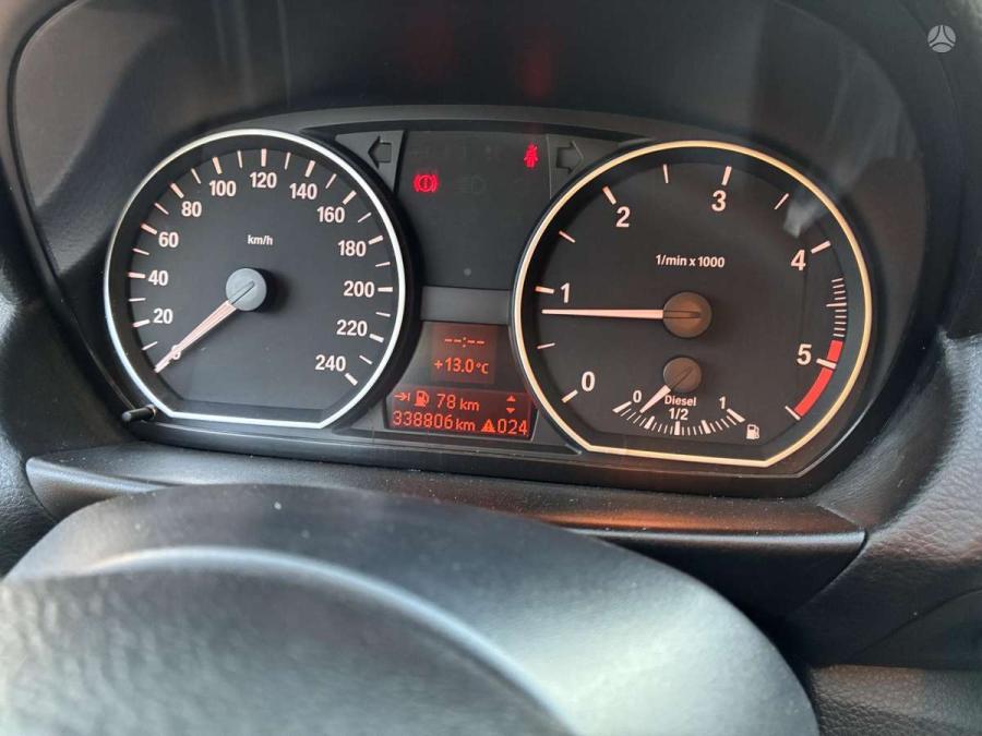 Balts BMW 120 2009 Radviliškis, ar dzinēja tilpumu 2.00 L un nobraukumu 339 tūkst. km par 3350 €, foto 26 vietnē AUTOMOTO.COM.LV