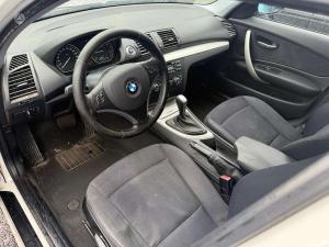 Balts BMW 120 2009 Šauļi, ar dzinēja tilpumu 2.00 L un nobraukumu 270 tūkst. km par 3850 €, foto 9 vietnē AUTOMOTO.COM.LV