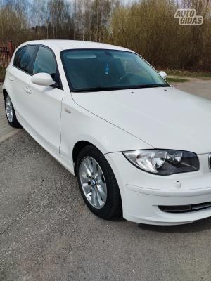 Balts BMW 120 2009 Panevēža, ar dzinēja tilpumu 2.00 L un nobraukumu 328 tūkst. km par 3500 €, foto 6 vietnē AUTOMOTO.COM.LV