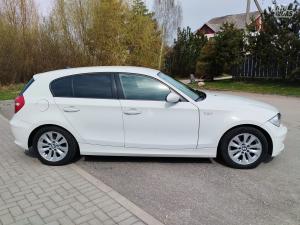 Balts BMW 120 2009 Panevēža, ar dzinēja tilpumu 2.00 L un nobraukumu 328 tūkst. km par 3500 €, foto 7 vietnē AUTOMOTO.COM.LV
