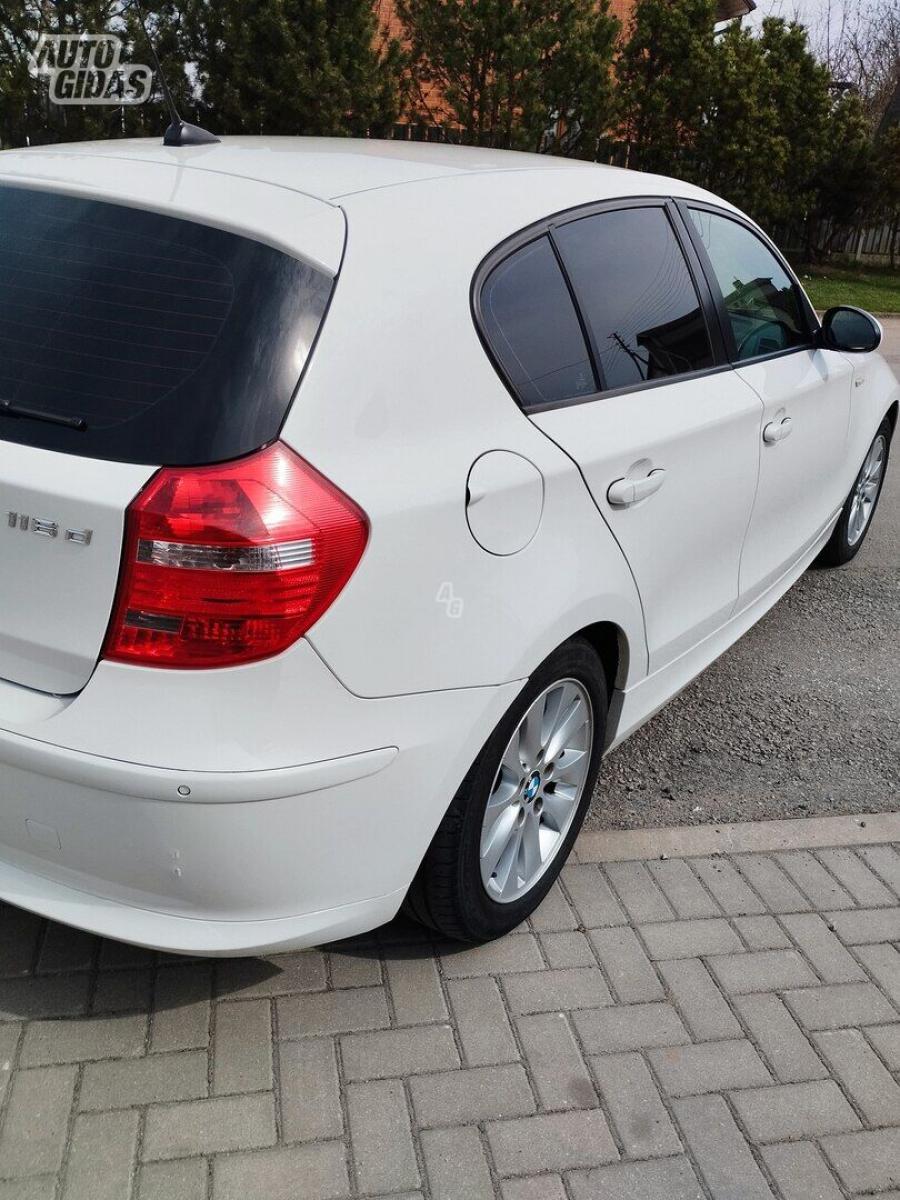 Balts BMW 120 2009 Panevēža, ar dzinēja tilpumu 2.00 L un nobraukumu 328 tūkst. km par 3500 €, foto 8 vietnē AUTOMOTO.COM.LV