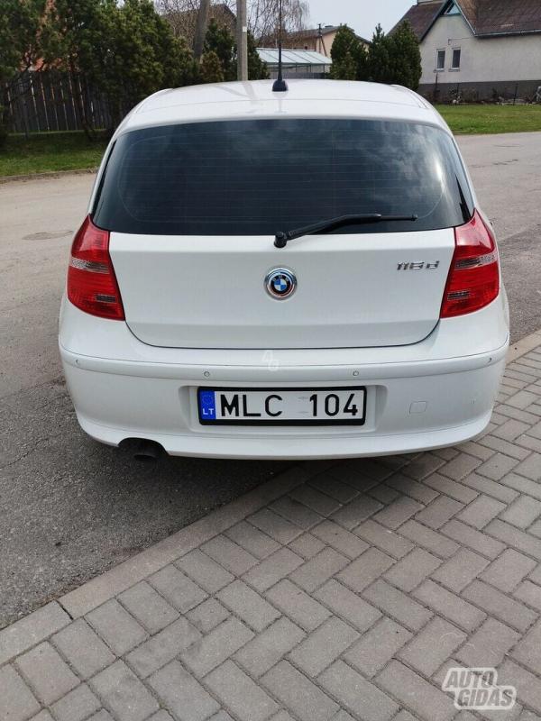 White BMW 120 2009 in Panevezys, with an engine capacity of 2.00 L and mileage of 328 thousand km for 3500 €, photo 9 on AUTOMOTO.COM.LV