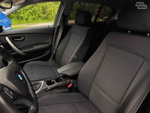 White BMW 120 2009 in Panevezys, with an engine capacity of 2.00 L and mileage of 328 thousand km for 3500 €, photo 10 on AUTOMOTO.COM.LV