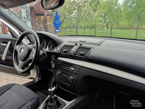 Balts BMW 120 2009 Panevēža, ar dzinēja tilpumu 2.00 L un nobraukumu 328 tūkst. km par 3500 €, foto 17 vietnē AUTOMOTO.COM.LV