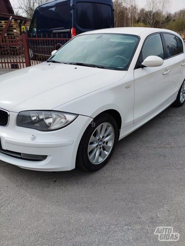 Balts BMW 120 2009 Panevēža, ar dzinēja tilpumu 2.00 L un nobraukumu 328 tūkst. km par 3500 €, foto 1 vietnē AUTOMOTO.COM.LV