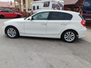 Balts BMW 120 2009 Panevēža, ar dzinēja tilpumu 2.00 L un nobraukumu 328 tūkst. km par 3500 €, foto 5 vietnē AUTOMOTO.COM.LV