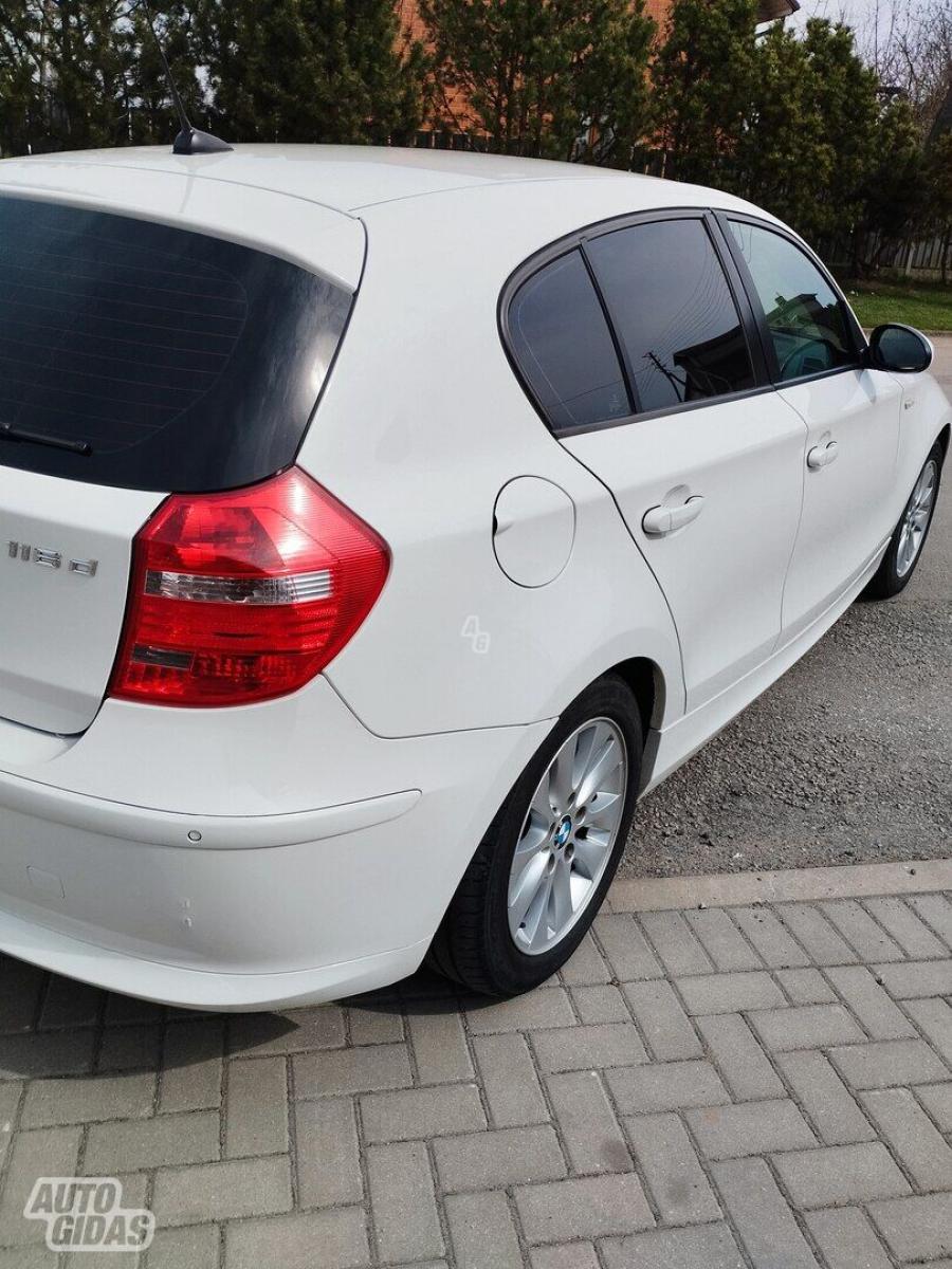 Balts BMW 120 2009 Panevēža, ar dzinēja tilpumu 2.00 L un nobraukumu 328 tūkst. km par 3500 €, foto 8 vietnē AUTOMOTO.COM.LV