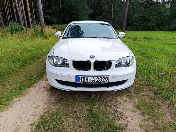 Balts BMW 120 2009 Kauņa, ar dzinēja tilpumu 2.00 L un nobraukumu 273 tūkst. km par 4550 €, foto 6 vietnē AUTOMOTO.COM.LV