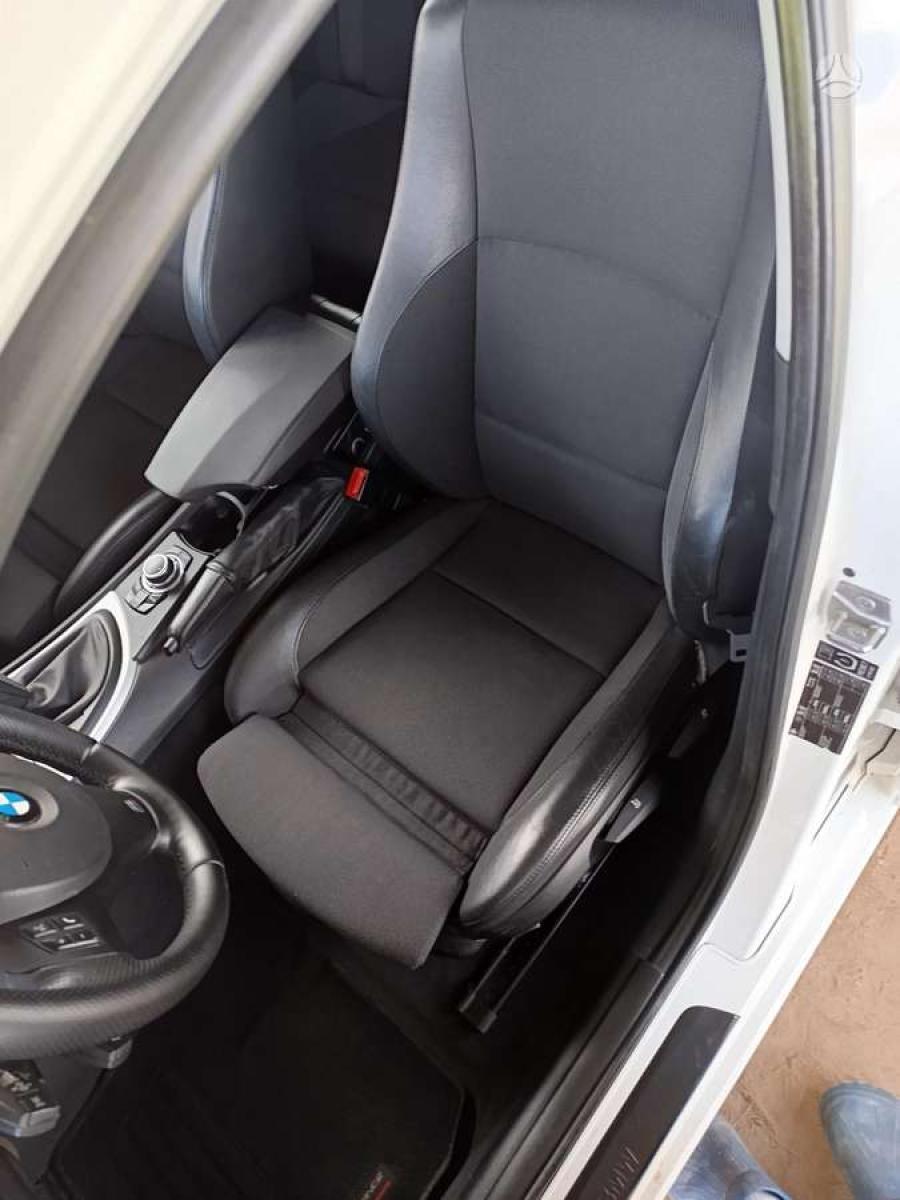 Balts BMW 120 2009 Kauņa, ar dzinēja tilpumu 2.00 L un nobraukumu 273 tūkst. km par 4550 €, foto 17 vietnē AUTOMOTO.COM.LV