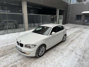 White BMW 120 2010 in Vilnius, with an engine capacity of 2.00 L and mileage of 279 thousand km for 4150 €, photo  on AUTOMOTO.COM.LV
