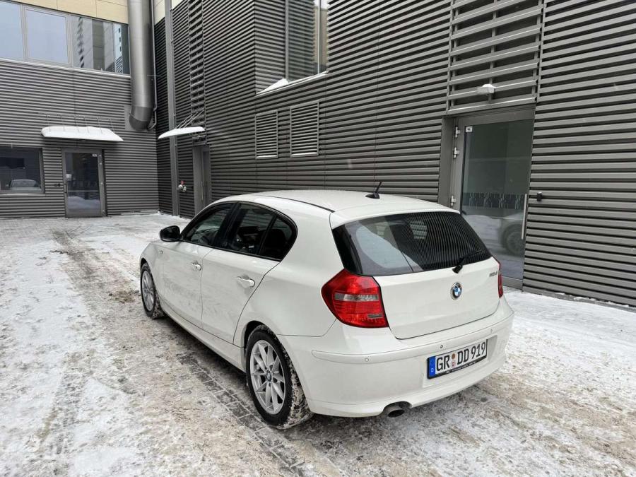 Balts BMW 120 2010 Viļņa, ar dzinēja tilpumu 2.00 L un nobraukumu 279 tūkst. km par 4150 €, foto 2 vietnē AUTOMOTO.COM.LV