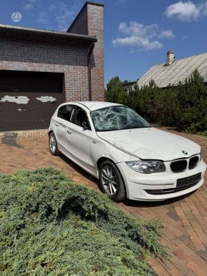 White BMW 120 2010 in Vilnius, with an engine capacity of 2.00 L and mileage of 3 thousand km for 999 €, photo  on AUTOMOTO.COM.LV
