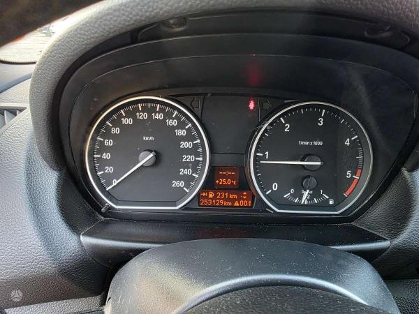 Balts BMW 120 2010 Utena, ar dzinēja tilpumu 2.00 L un nobraukumu 253 tūkst. km par 3750 €, foto 9 vietnē AUTOMOTO.COM.LV