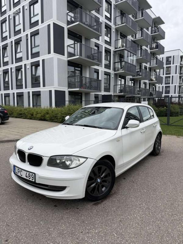 Balts BMW 120 2010 Viļņa, ar dzinēja tilpumu 2.00 L un nobraukumu 275 tūkst. km par 2200 €, foto 1 vietnē AUTOMOTO.COM.LV