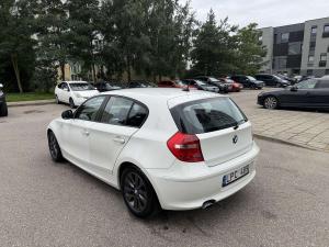 White BMW 120 2010 in Vilnius, with an engine capacity of 2.00 L and mileage of 275 thousand km for 2200 €, photo 8 on AUTOMOTO.COM.LV