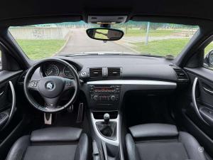 Balts BMW 120 2010 Viļņa, ar dzinēja tilpumu 2.00 L un nobraukumu 275 tūkst. km par 3450 €, foto 15 vietnē AUTOMOTO.COM.LV
