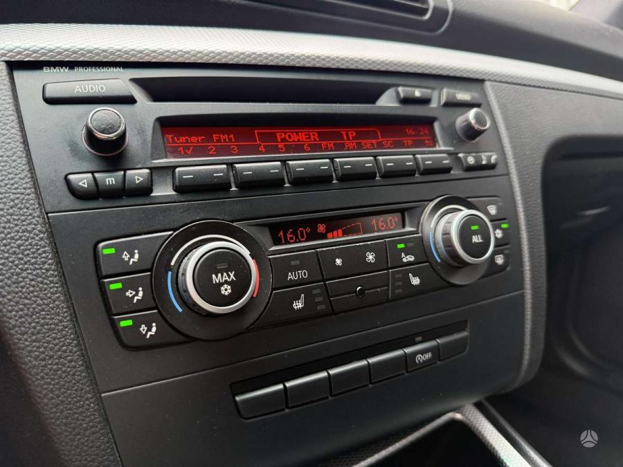 Balts BMW 120 2010 Viļņa, ar dzinēja tilpumu 2.00 L un nobraukumu 275 tūkst. km par 3450 €, foto 22 vietnē AUTOMOTO.COM.LV