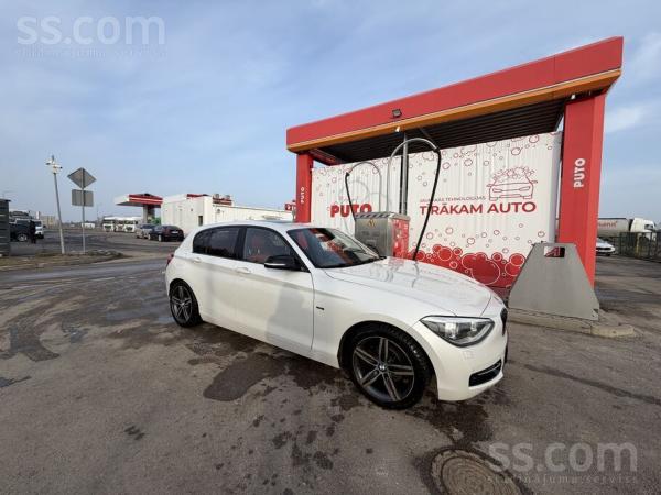 White BMW 120 2012 in Bauska, with an engine capacity of 2.00 L and mileage of 322 thousand km for 9000 €, photo 2 on AUTOMOTO.COM.LV