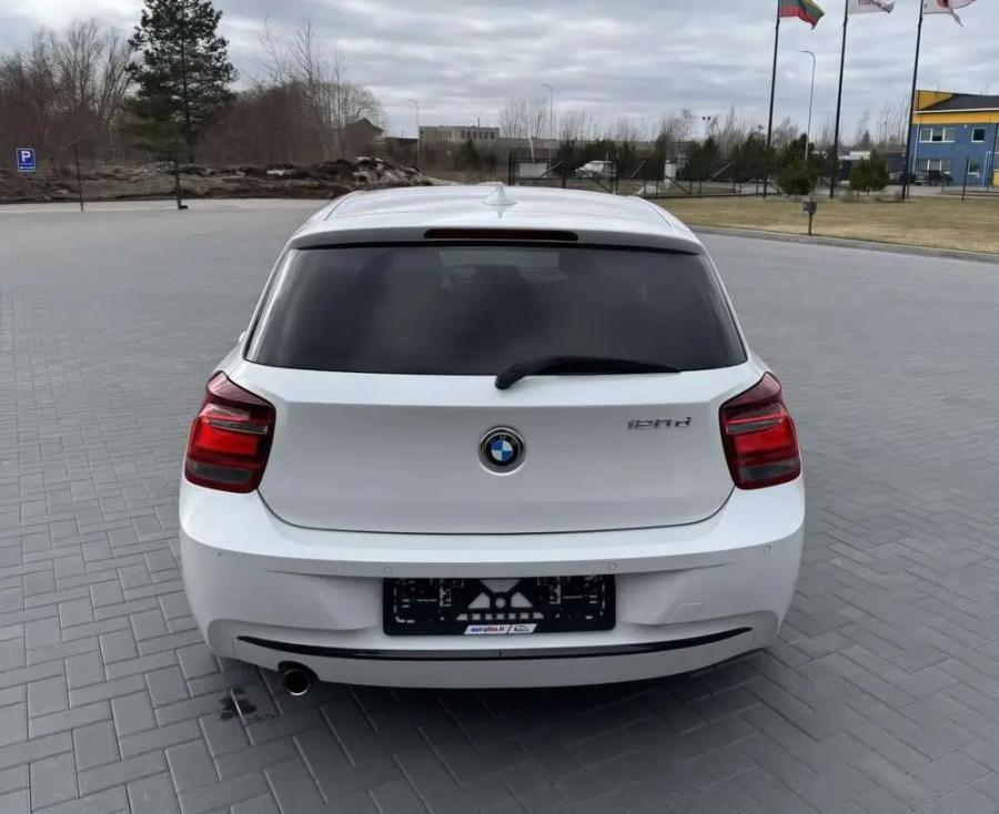 Balts BMW 120 2012 Telšiai, ar dzinēja tilpumu 2.00 L un nobraukumu 259 tūkst. km par 6490 €, foto 7 vietnē AUTOMOTO.COM.LV