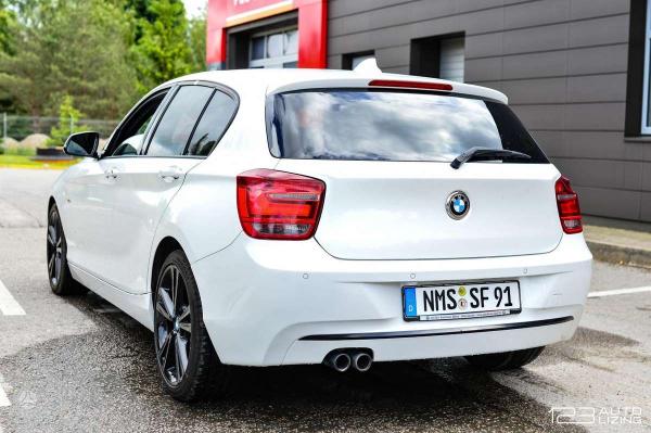 White BMW 120 2012 in Kretinga, with an engine capacity of 2.00 L and mileage of 278 thousand km for 8950 €, photo 5 on AUTOMOTO.COM.LV