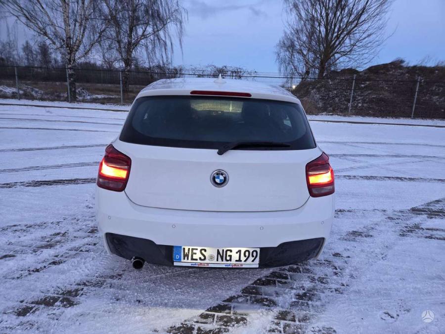White BMW 120 2013 in Marijampole, with an engine capacity of 2.00 L and mileage of 170 thousand km for 6400 €, photo 9 on AUTOMOTO.COM.LV