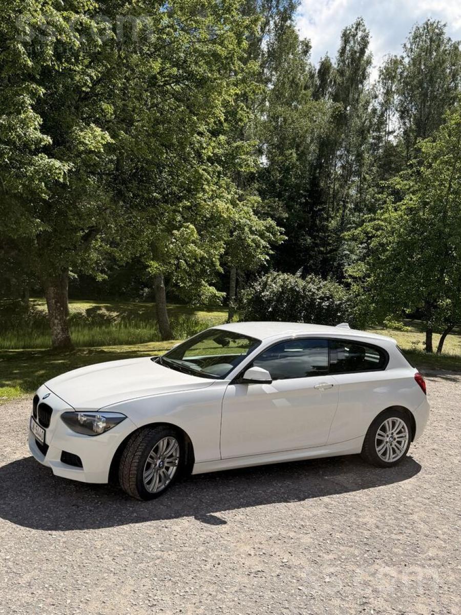 Balts BMW 120 2013 Valmiera, ar dzinēja tilpumu 2.00 L un nobraukumu 186 tūkst. km par 9200 €, foto 3 vietnē AUTOMOTO.COM.LV