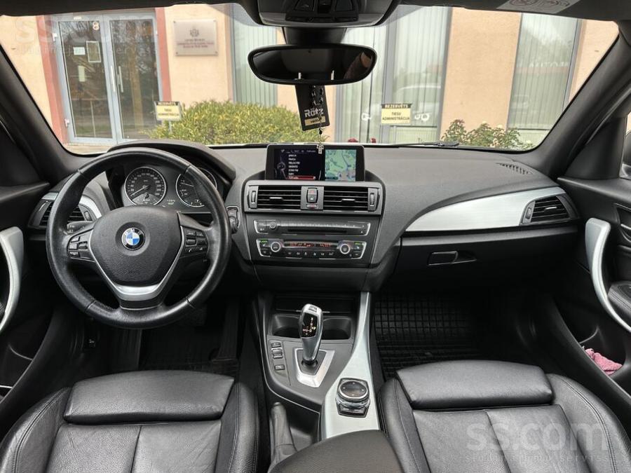 White BMW 120 2013 in Jelgava, with an engine capacity of 2.00 L and mileage of 214 thousand km for 9200 €, photo 9 on AUTOMOTO.COM.LV