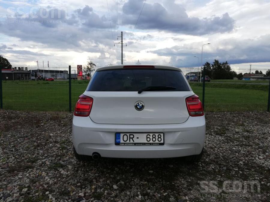 White BMW 120 2013 in Saldus, with an engine capacity of 2.00 L and mileage of 238 thousand km for 8700 €, photo 7 on AUTOMOTO.COM.LV