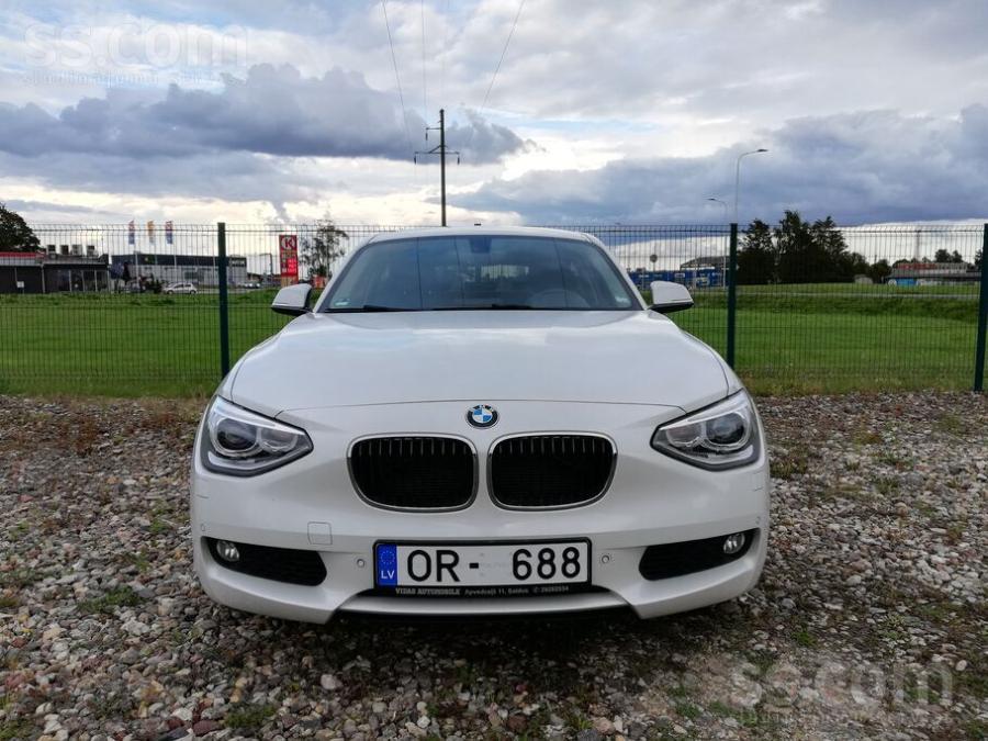 White BMW 120 2013 in Saldus, with an engine capacity of 2.00 L and mileage of 238 thousand km for 8700 €, photo 13 on AUTOMOTO.COM.LV
