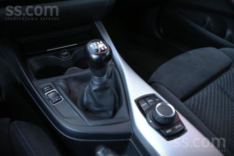 White BMW 120 2013 in Riga, with an engine capacity of 2.00 L and mileage of 190 thousand km for 6795 €, photo 17 on AUTOMOTO.COM.LV