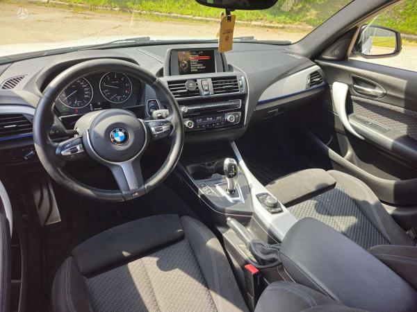White BMW 120 2016 in Plunge, with an engine capacity of 2.00 L and mileage of 287 thousand km for 12000 €, photo 10 on AUTOMOTO.COM.LV