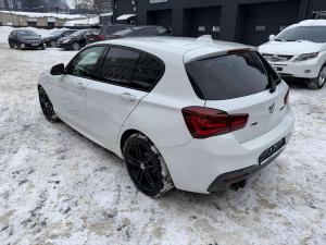 White BMW 120 2018 in Vilnius, with an engine capacity of 2.00 L and mileage of 176 thousand km for 13290 €, photo 5 on AUTOMOTO.COM.LV