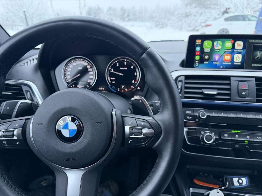 White BMW 120 2018 in Vilnius, with an engine capacity of 2.00 L and mileage of 176 thousand km for 13290 €, photo 12 on AUTOMOTO.COM.LV