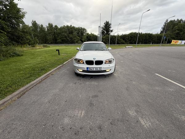 White BMW 120 2008 in Kohtla-Jarve, with an engine capacity of 2.00 L and mileage of 326 thousand km for 5500 €, photo 1 on AUTOMOTO.COM.LV