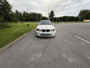 Balts BMW 120 2008 Kohtla-Jerve, ar dzinēja tilpumu 2.00 L un nobraukumu 326 tūkst. km par 5500 €, foto  vietnē AUTOMOTO.COM.LV