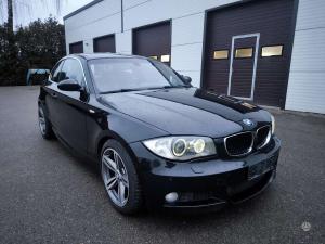 Black BMW 123 2008 in Utena, with an engine capacity of 2.00 L and mileage of 297 thousand km for 6350 €, photo 4 on AUTOMOTO.COM.LV