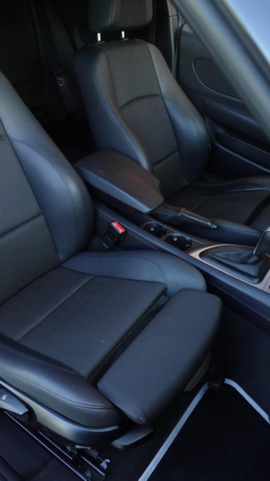 Melns BMW 123 2008 Tallina, ar dzinēja tilpumu 3.50 L un nobraukumu 258 tūkst. km par 14999 €, foto 12 vietnē AUTOMOTO.COM.LV