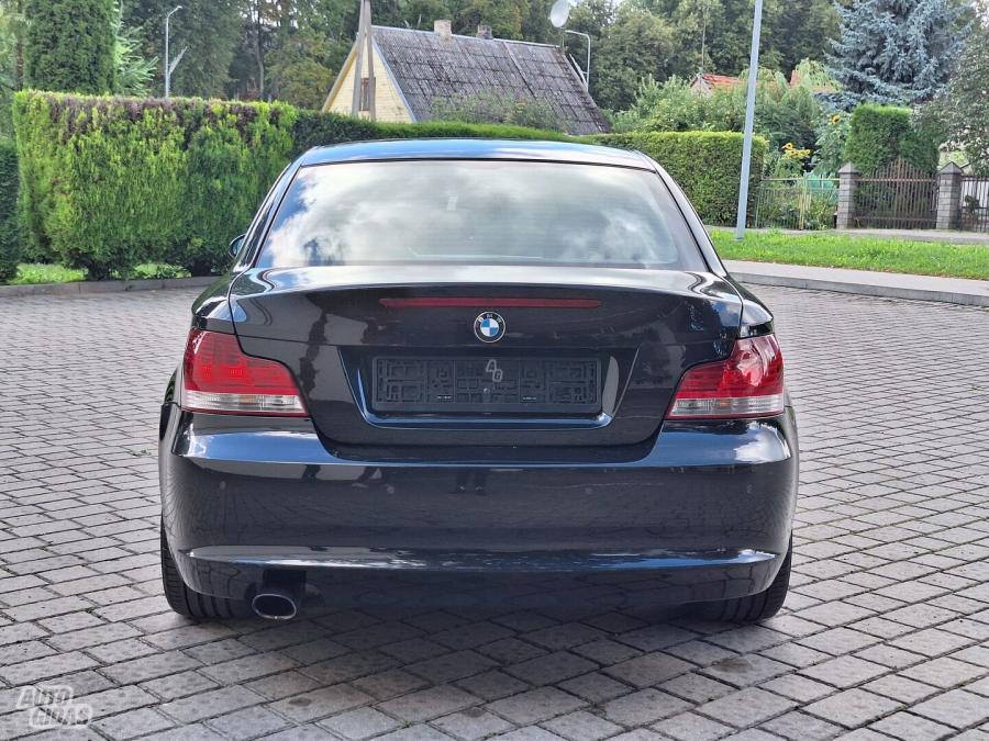 Black BMW 123 2009 in Vilnius, with an engine capacity of 2.00 L and mileage of 267 thousand km for 4800 €, photo 8 on AUTOMOTO.COM.LV