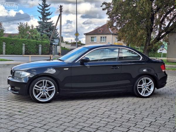 Melns BMW 123 2009 Viļņa, ar dzinēja tilpumu 2.00 L un nobraukumu 267 tūkst. km par 4800 €, foto 9 vietnē AUTOMOTO.COM.LV